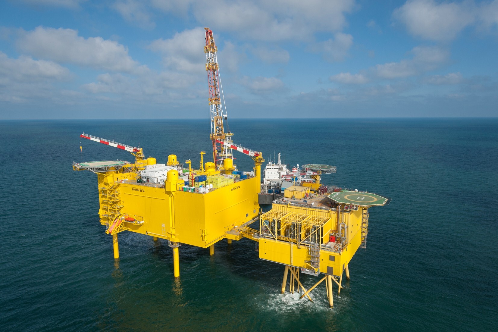 5-Year service contract for offshore grid and substations
